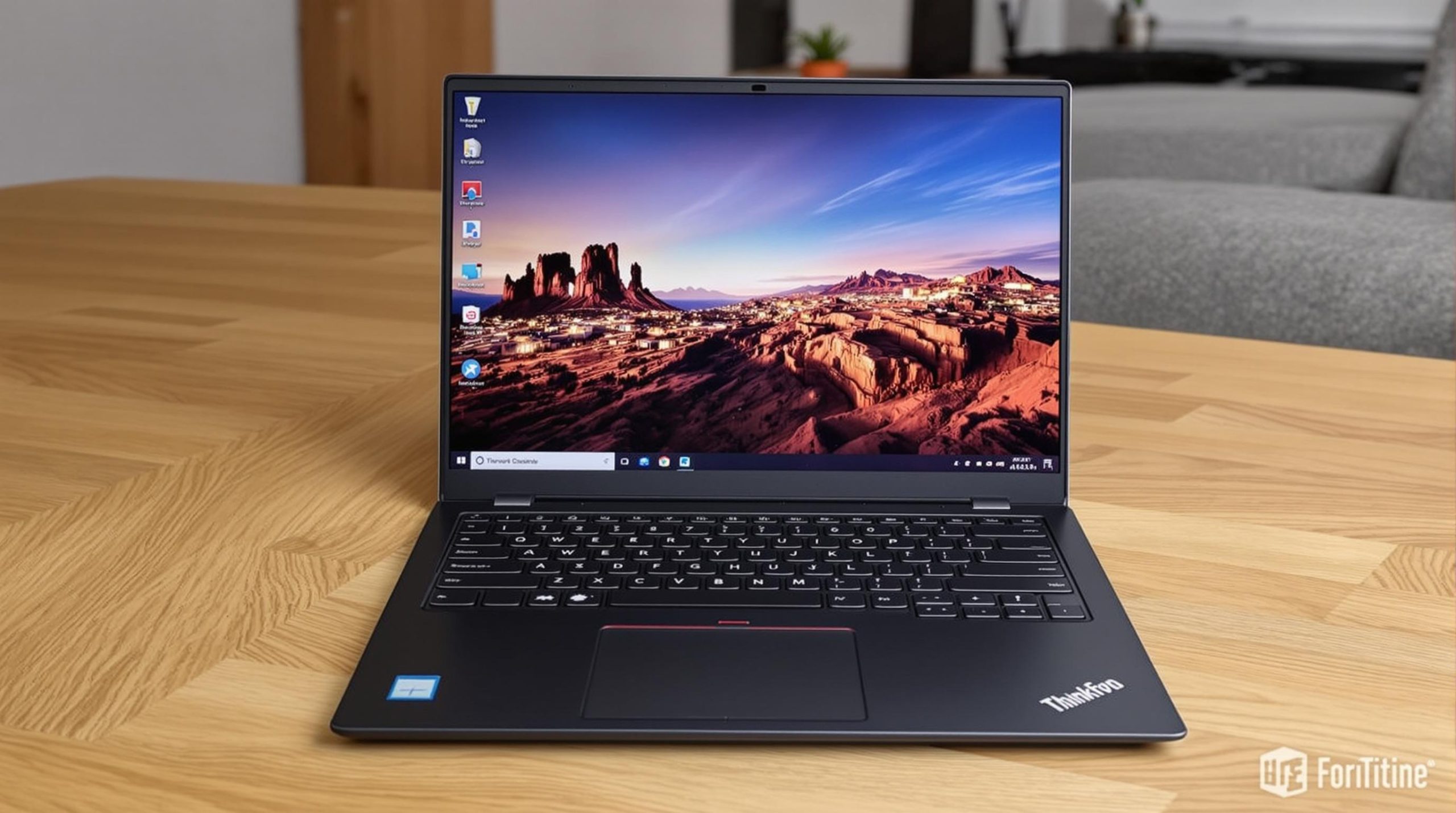 Lenovo ThinkPad X270 : Test Complet et Avis 2025 pour Choisir le ...